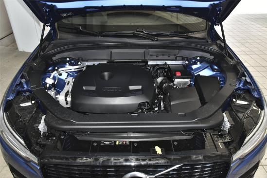 BBA之外的选择，XT5对比XC60谁更值得购买？