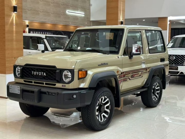 25款丰田兰德酷路泽LC71 两门柴油2.8T现车优惠售价 超级硬派越野