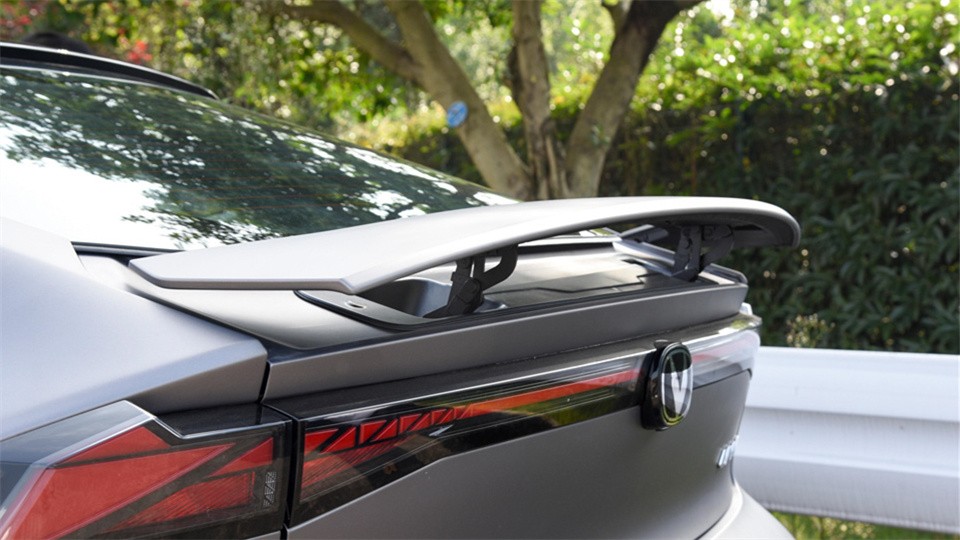 福克斯换回四缸后，别急着比思域，先看看比UNI-V怎样？